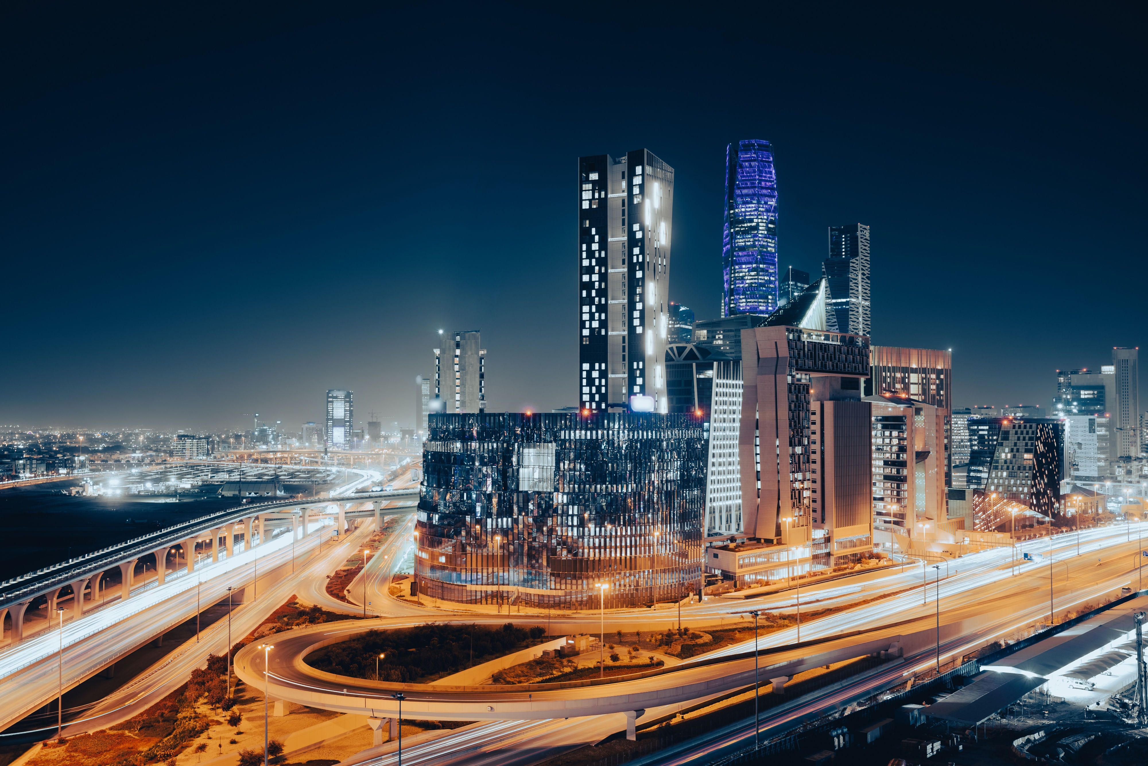 MEA Challenges, opportunities, and innovation in GCC institutional real ...