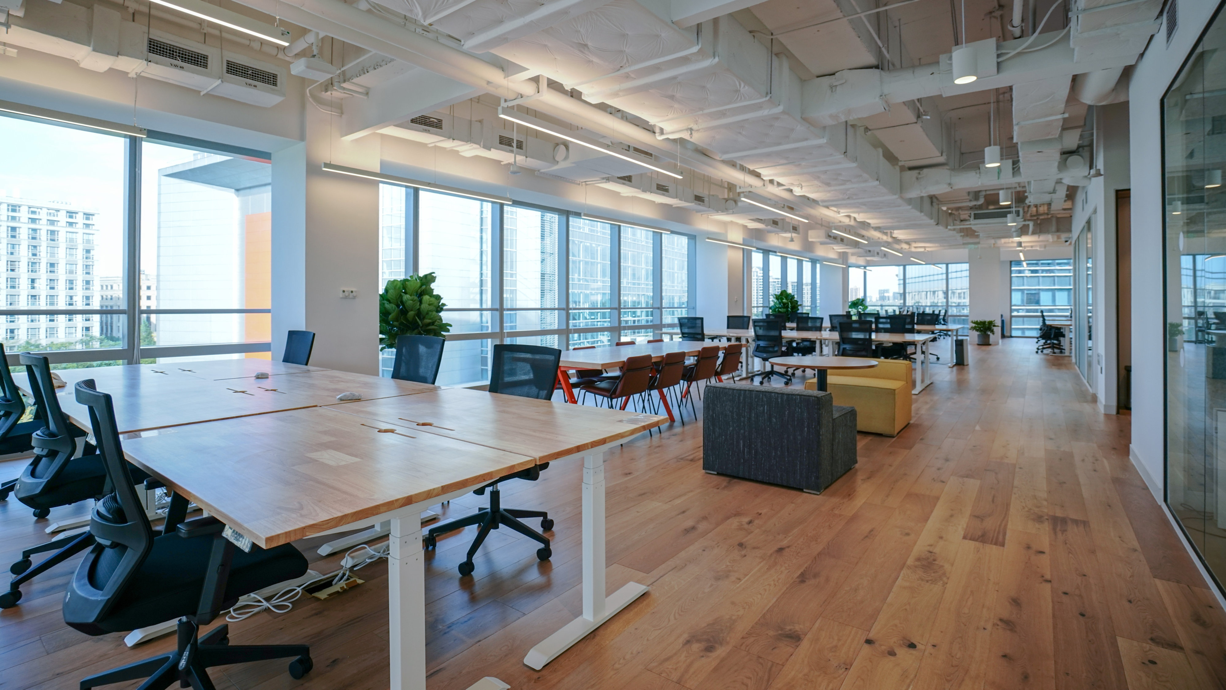 How do office layouts affect workplace culture? | Journals | RICS